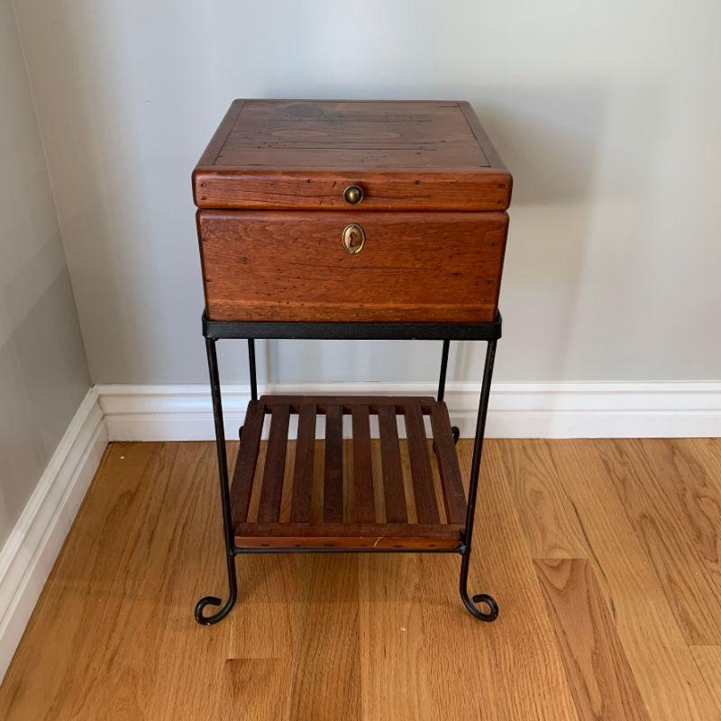 2 Day Designs Small Side Table | EstateSales.org