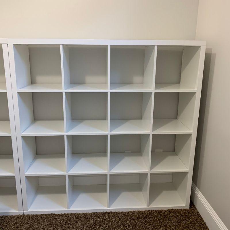 Cube Cubby Shelving (1 shelf with 16 cubbies) | EstateSales.org
