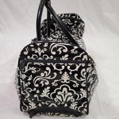 THIRTY-ONE ROLLING WEEKENDER | EstateSales.org