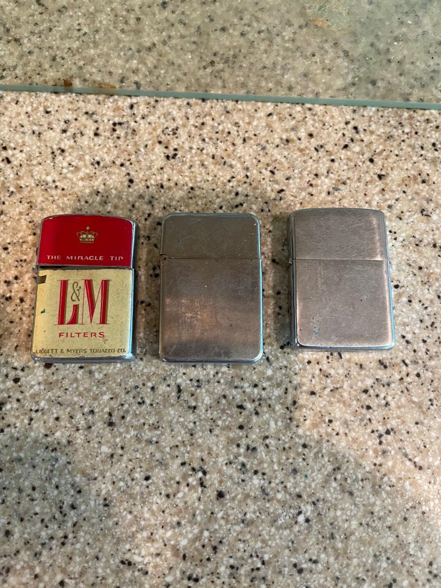 3 lighters | EstateSales.org