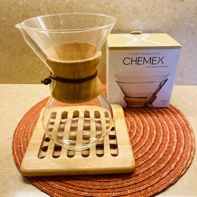 Lot 275 Chemex Coffee Maker Carafe Box Filters Bamboo Trivet ...