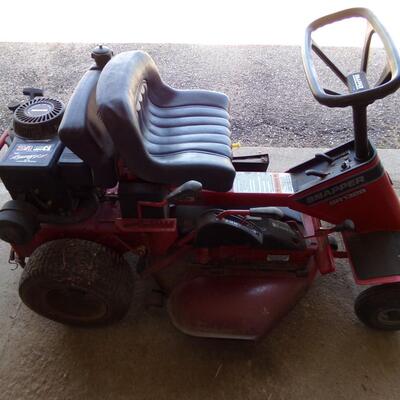 LOT 53 SNAPPER SR 1328 CONVERTIBLE MOWER | EstateSales.org