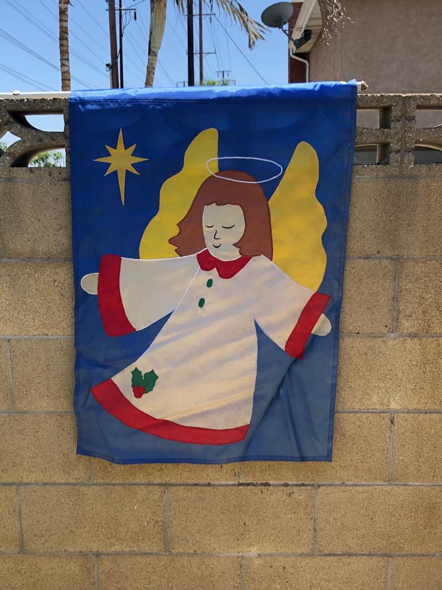Christmas angel flag | EstateSales.org