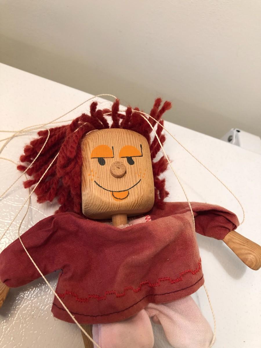Lot 56 - Vintage Wood Block Puppet | EstateSales.org