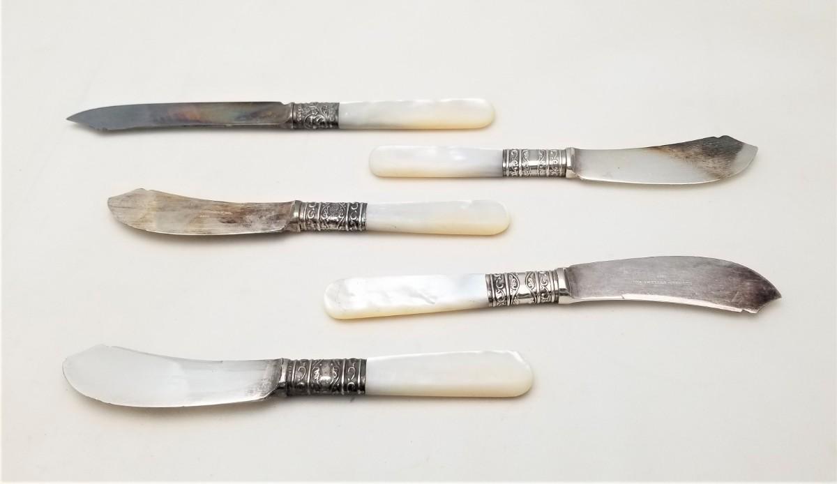 Lot #227 Lot of 5 Antique Mother of Pearl handled spreaders ...