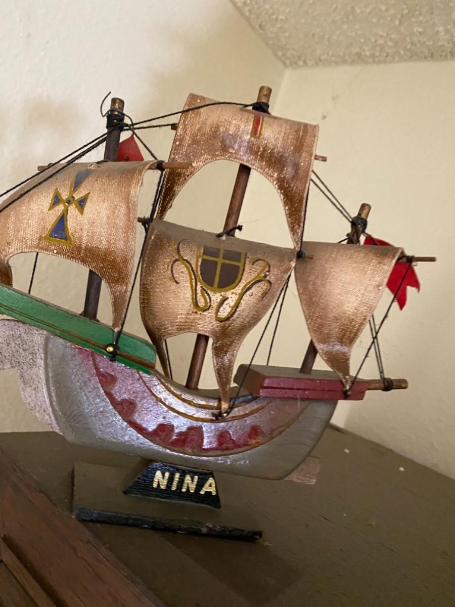 Nina Model Ship | EstateSales.org