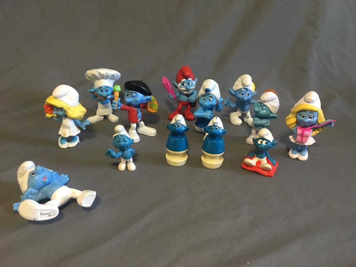 Smurfs lot | EstateSales.org