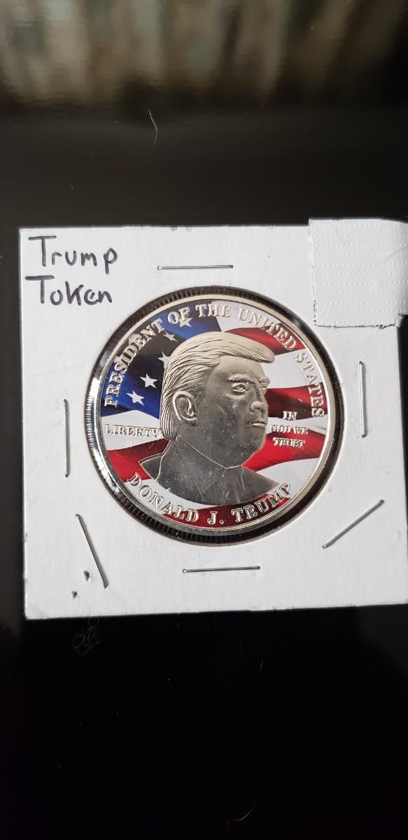 Silver Trump token | EstateSales.org