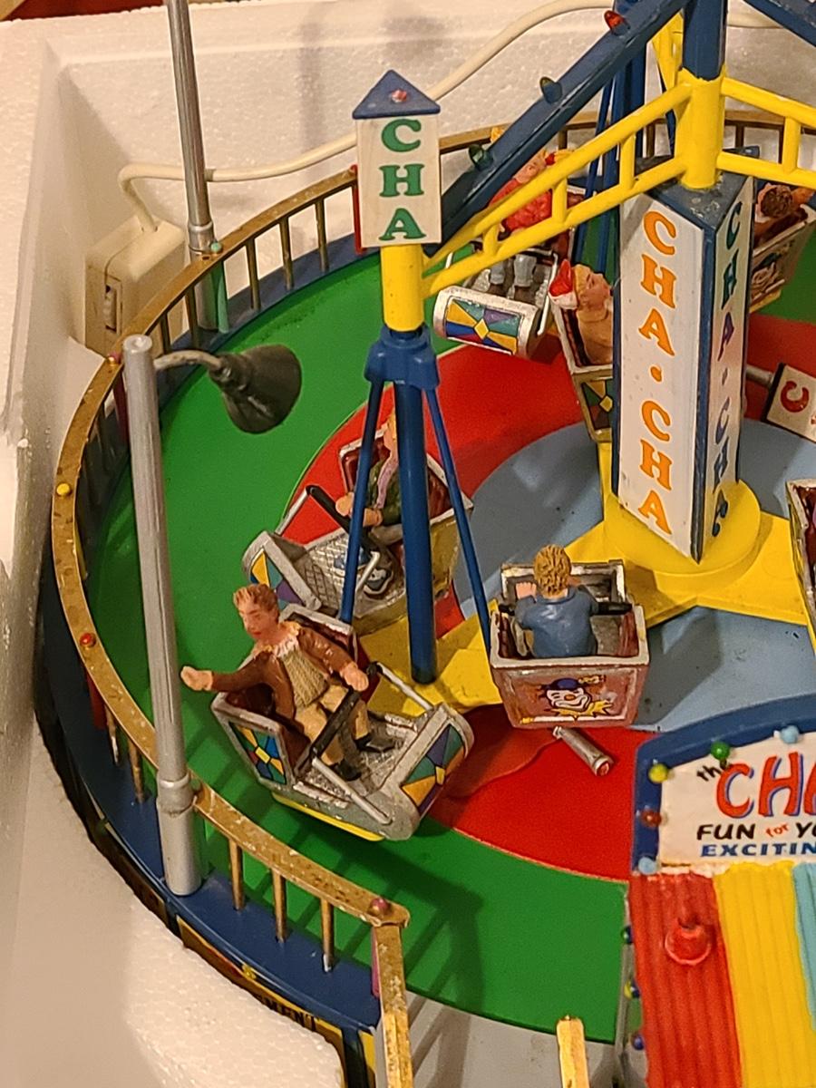 Lot 59: Lemax Cha-Cha | EstateSales.org