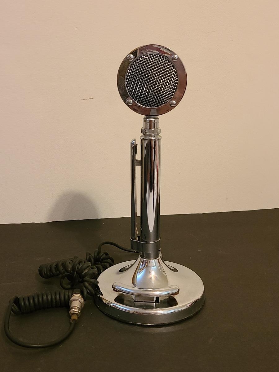 Lot 106 Silver Eagle Astatic Microphone | EstateSales.org