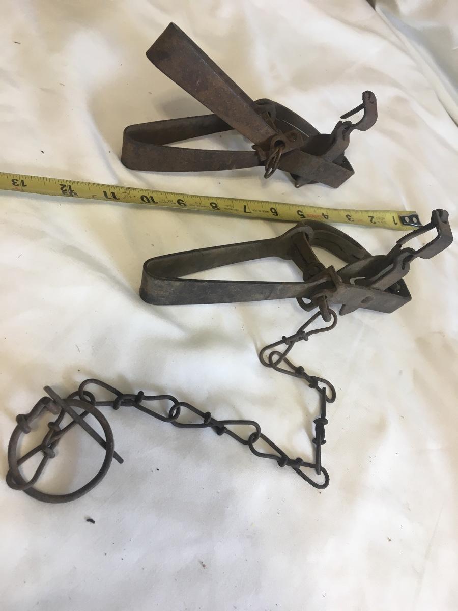 Vintage Traps | EstateSales.org