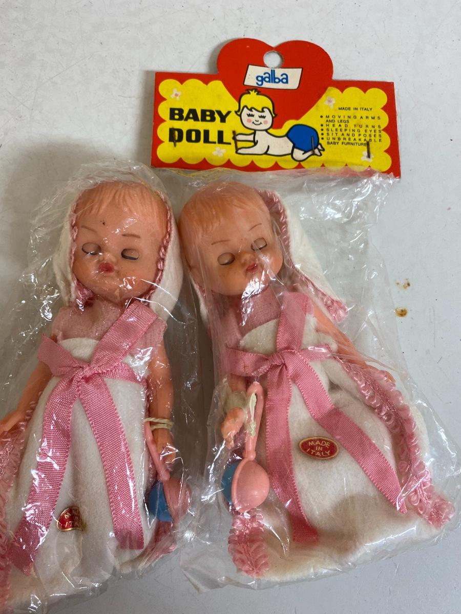 Lot of 2 vintage Galba baby dolls. | EstateSales.org