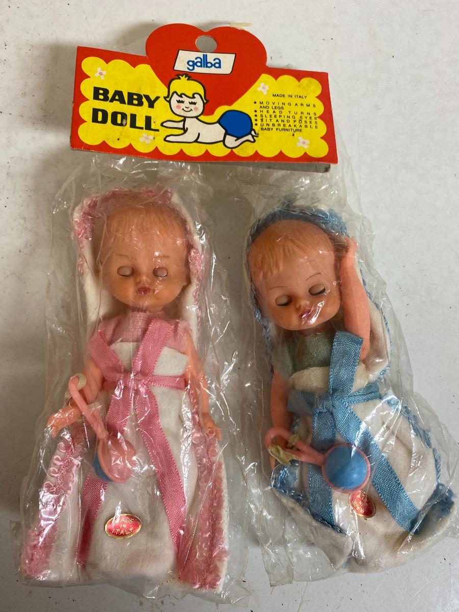 Lot of 2 vintage Galba baby dolls. | EstateSales.org