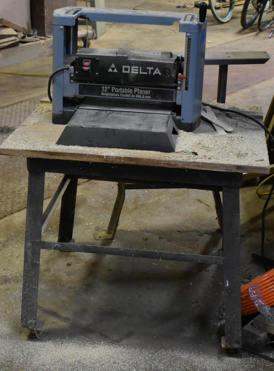 Delta 12" Portable Surface Planer | EstateSales.org