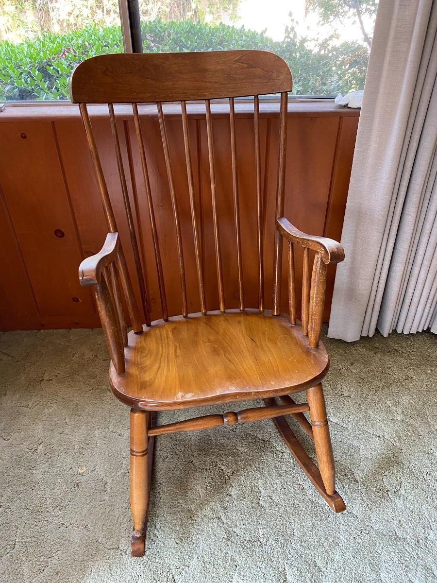 Vintage Wood Spindle Back Rocking Chair | EstateSales.org