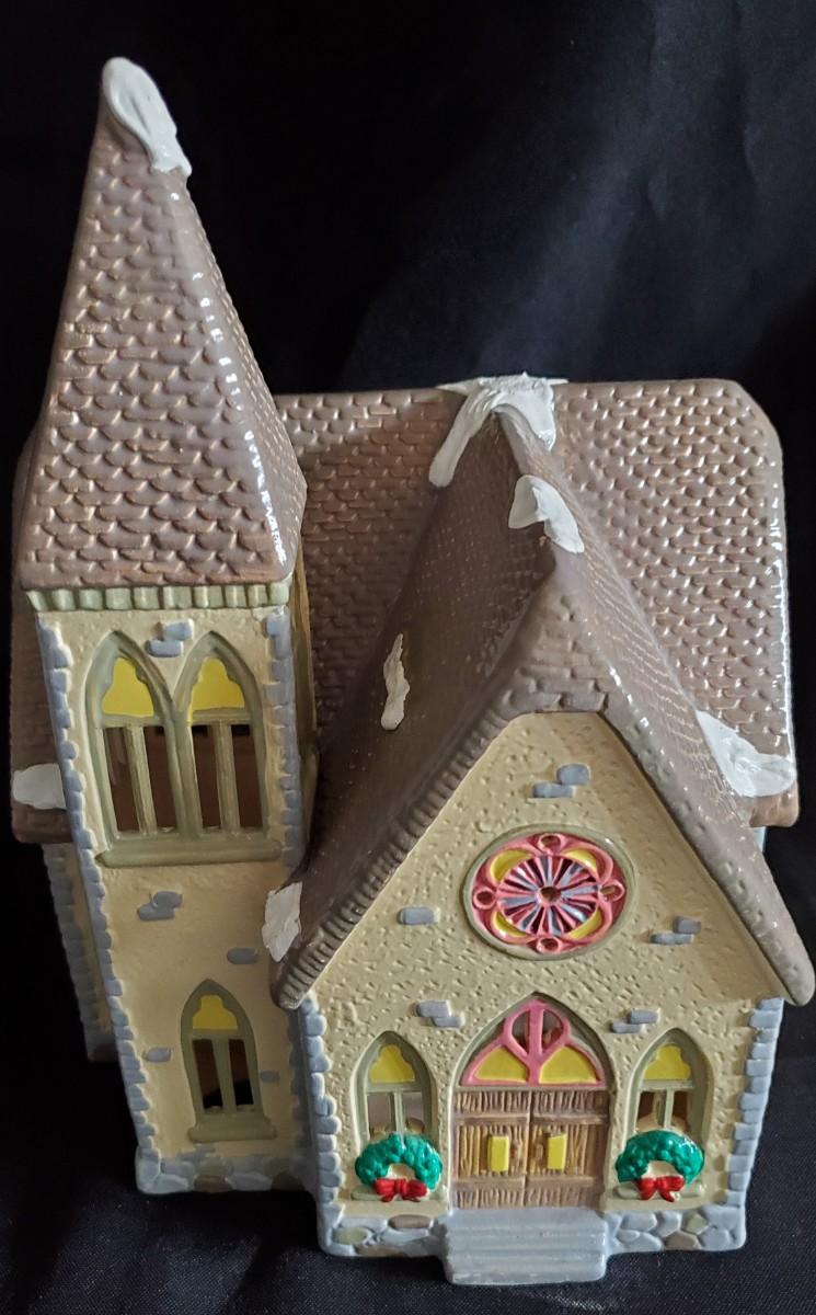 Redeemer Chapel | EstateSales.org