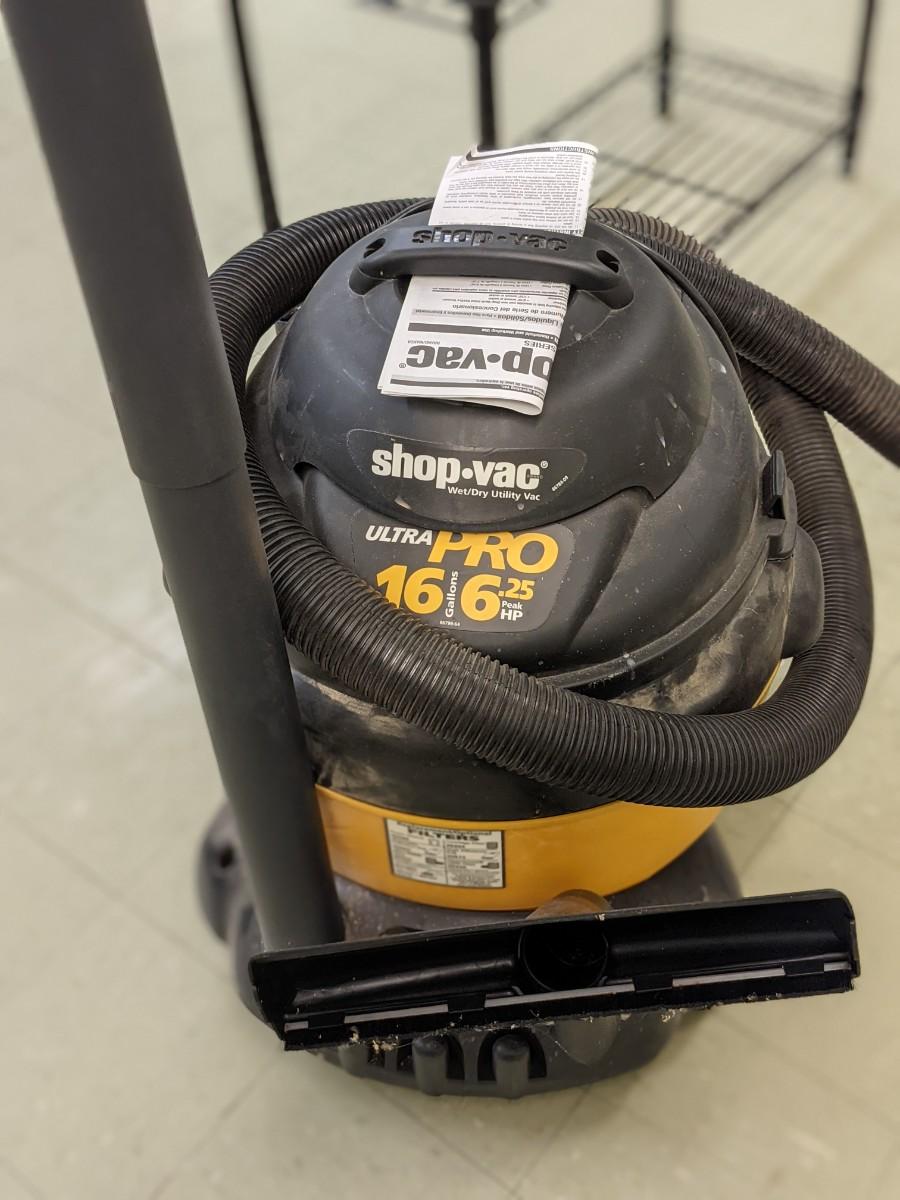 Ultra Pro Shop Vac 6.25hp | EstateSales.org