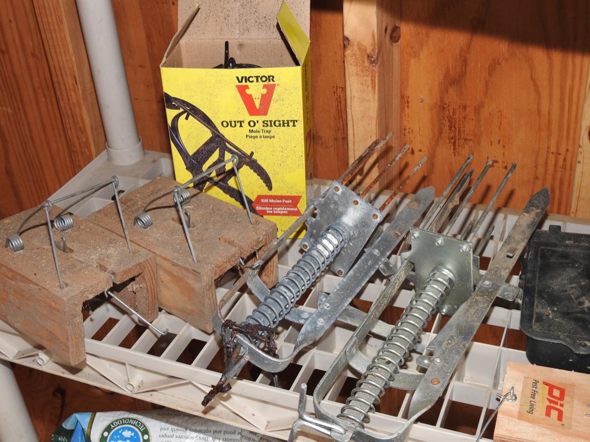 Vermin traps | EstateSales.org