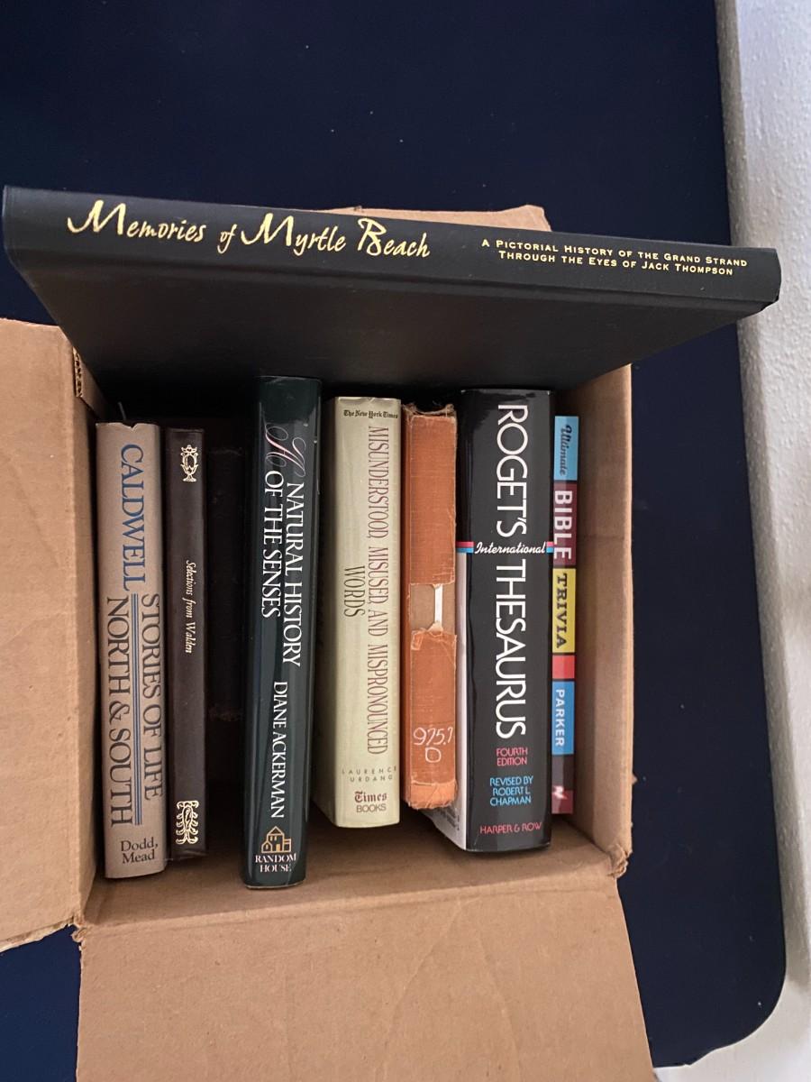 Book Lot | EstateSales.org