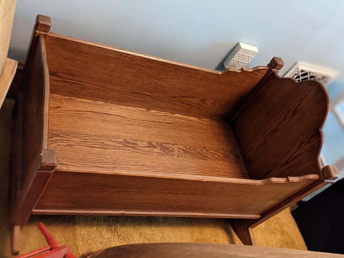 Large Solid Oak Cradle | EstateSales.org