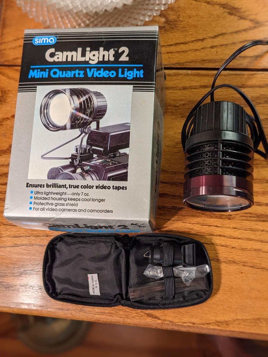 Sima CamLight 2 Video Light | EstateSales.org