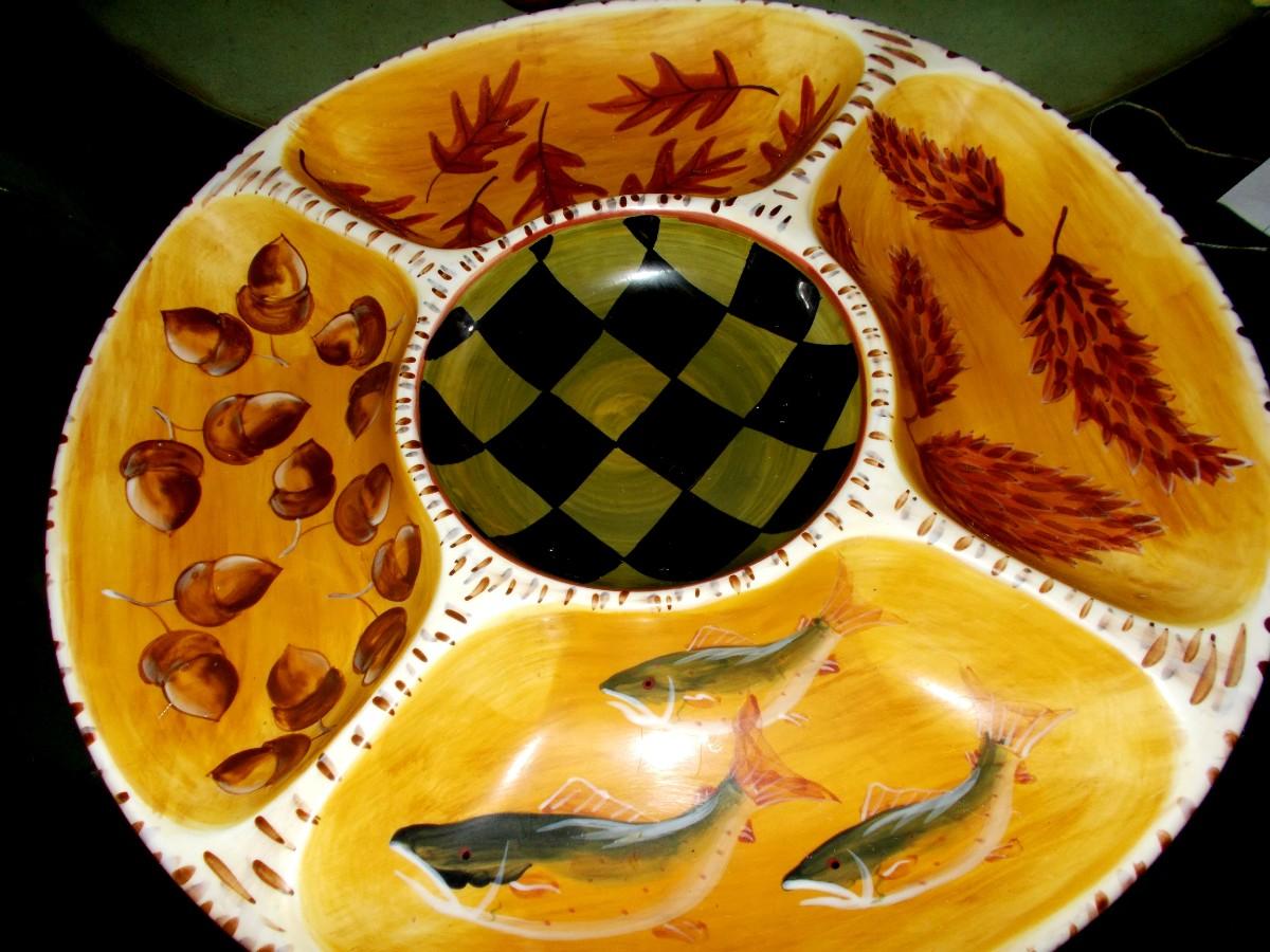 Round Segmented Serving Platter | EstateSales.org