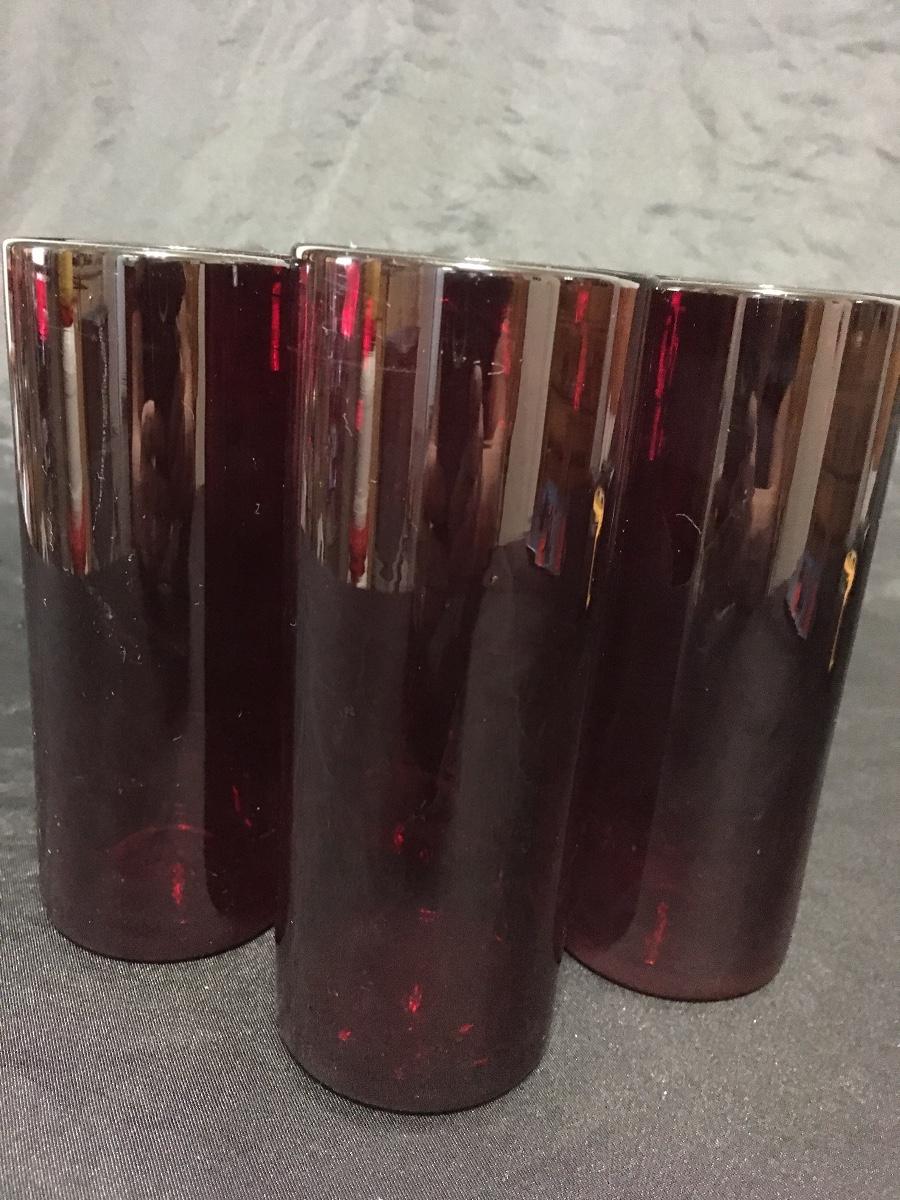 Set of 4 Ruby Red Tall Glasses | EstateSales.org
