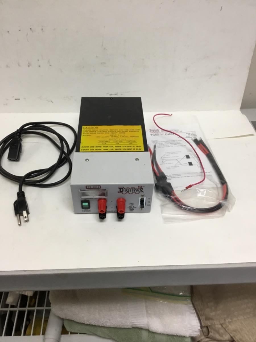 Digitrax Model Train Command Control Station Regulated Power Supply Box ...