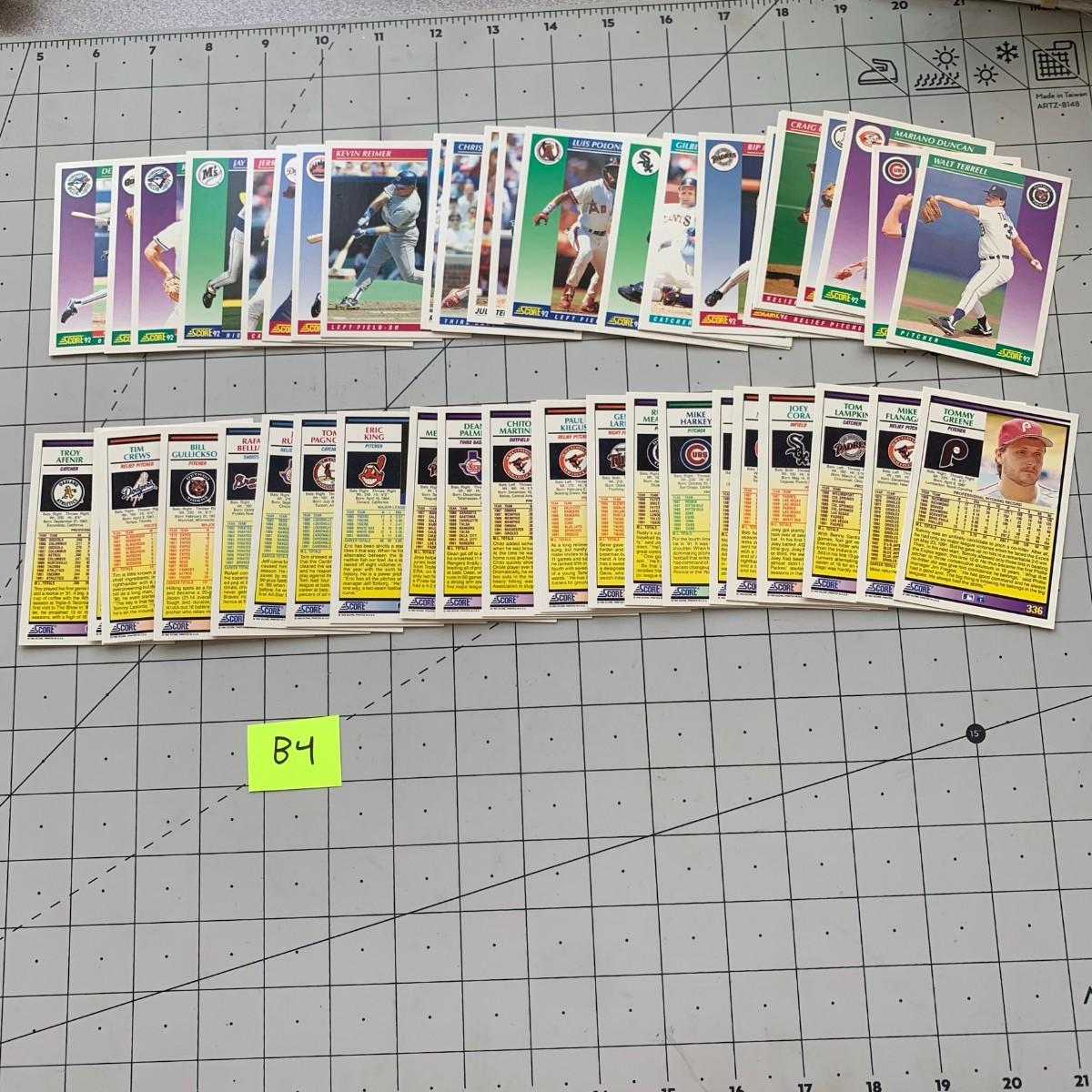 #68 Score '92 Baseball Card Selection Lot B4 | EstateSales.org