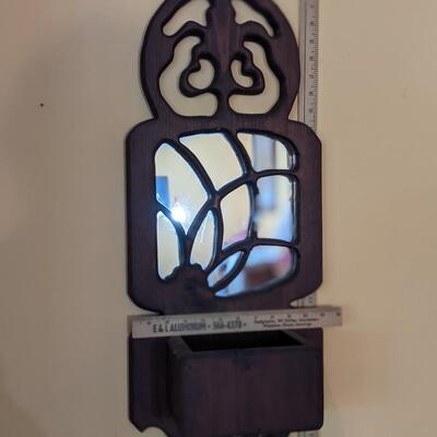 Vintage Mirror Planter/Box Décor | EstateSales.org