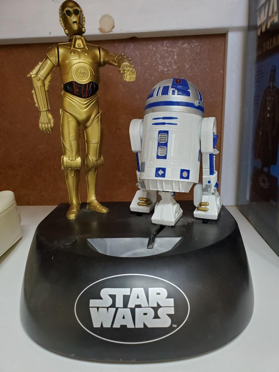 R2D2 AND C3PO Coin Bank | EstateSales.org