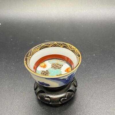Vintage Japanese Miniature Bowl Salt Cellar with Stand | EstateSales.org