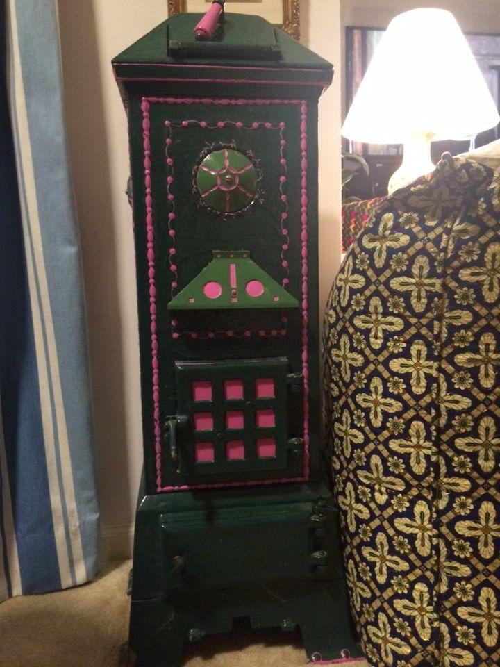 Antique German Cast Iron Heater | EstateSales.org