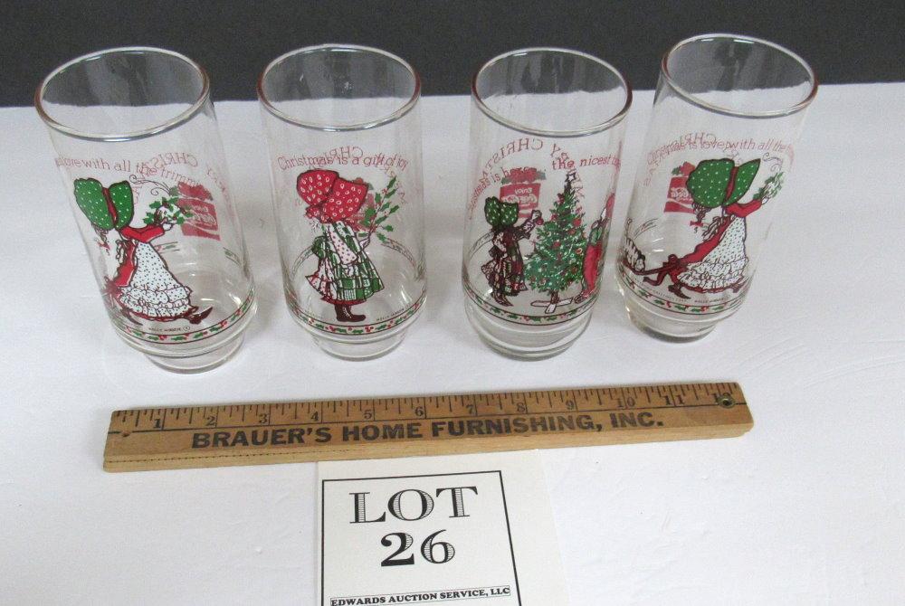 4 Coca Cola Limited Edition Holly Hobbie Glass Tumblers Christmas