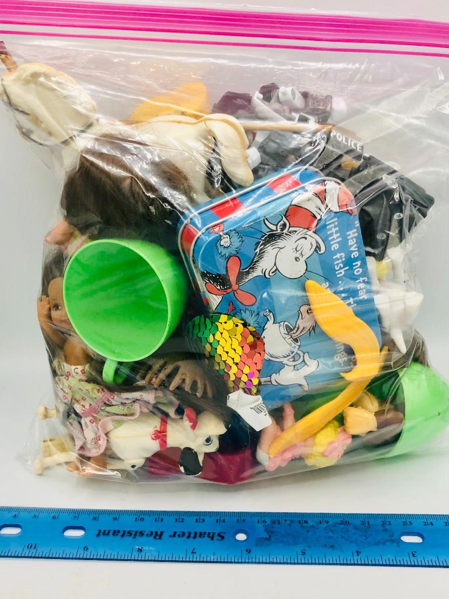 Toy Grab Bag | EstateSales.org
