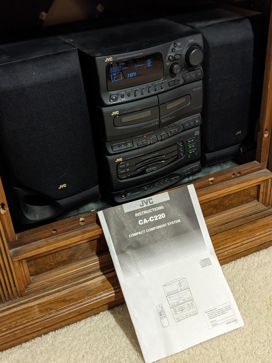 JVC CA-C220 Stereo System | EstateSales.org