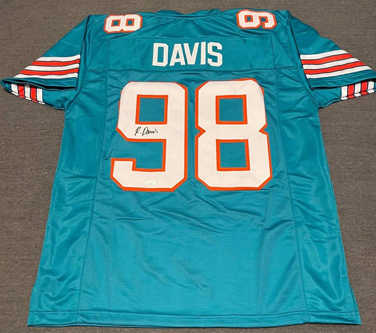 Miami Dolphins Raquan Davis signed jersey. | EstateSales.org