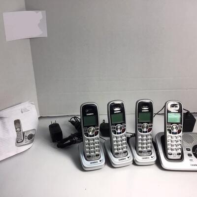 B722 Uniden DECT1580 Series Home Phone Set | EstateSales.org