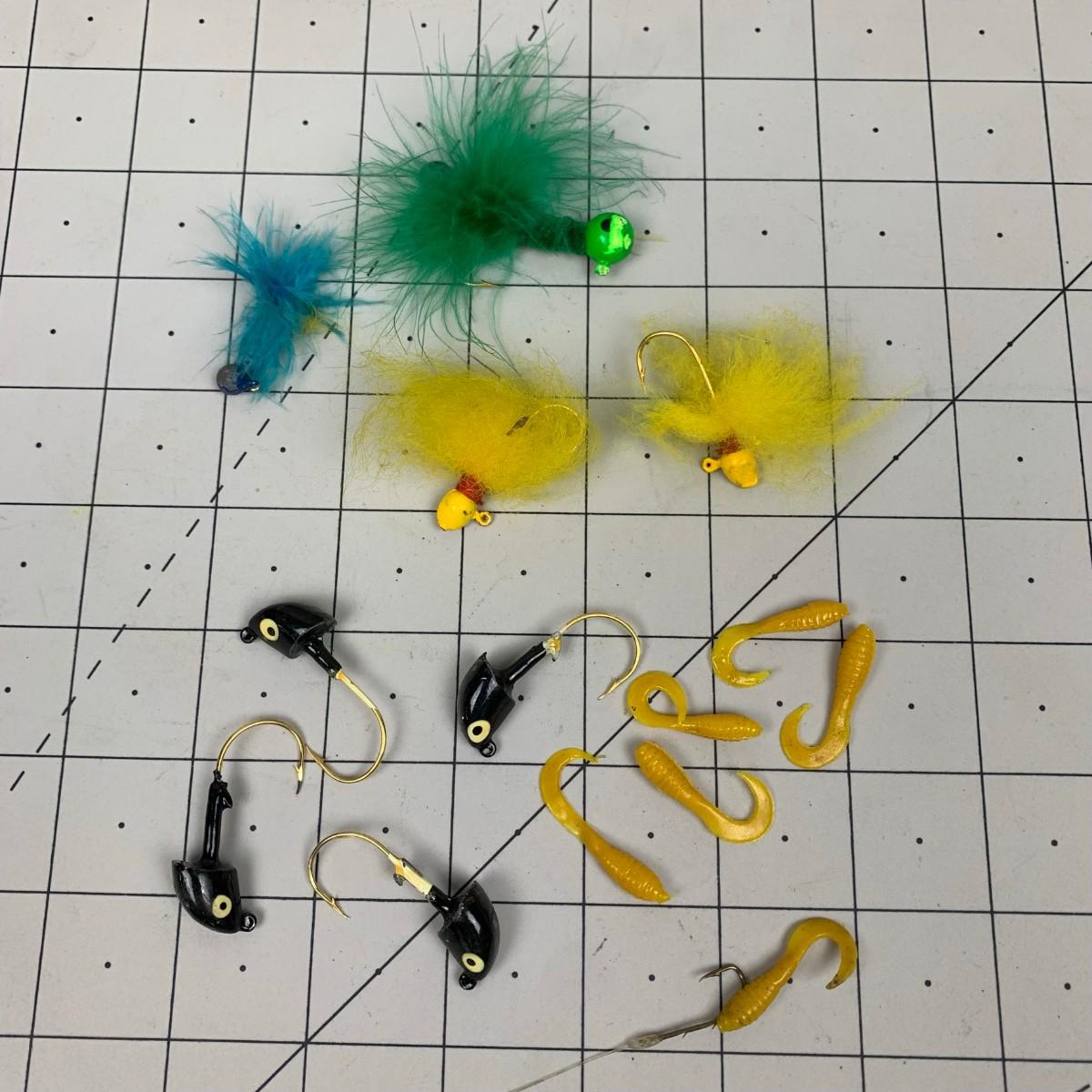 #31 Fishing Worms, Hooks & Flies | EstateSales.org