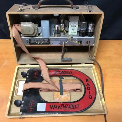 Vintage Zenith Wavemagnet Radio | EstateSales.org