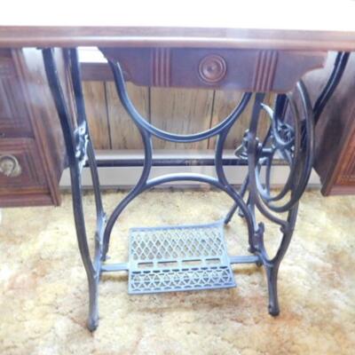 Antique Treadle Sewing Machine Table with Cast Iron Base and Drop-Leaf ...