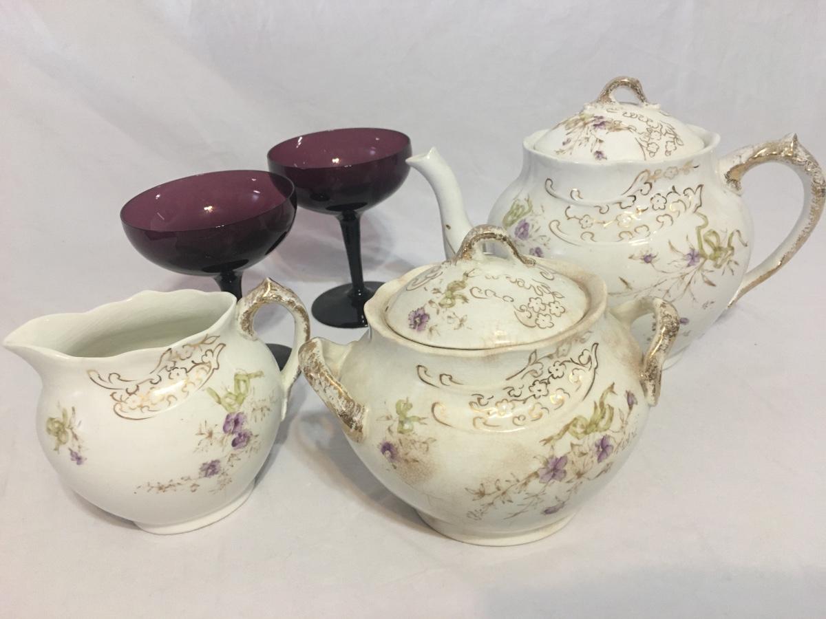 Vintage Warwick Tea set. No chips or cracks | EstateSales.org