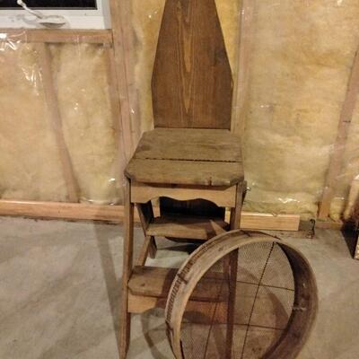 LOT 165 OLD UNIQUE LAUNDRY ITEMS | EstateSales.org