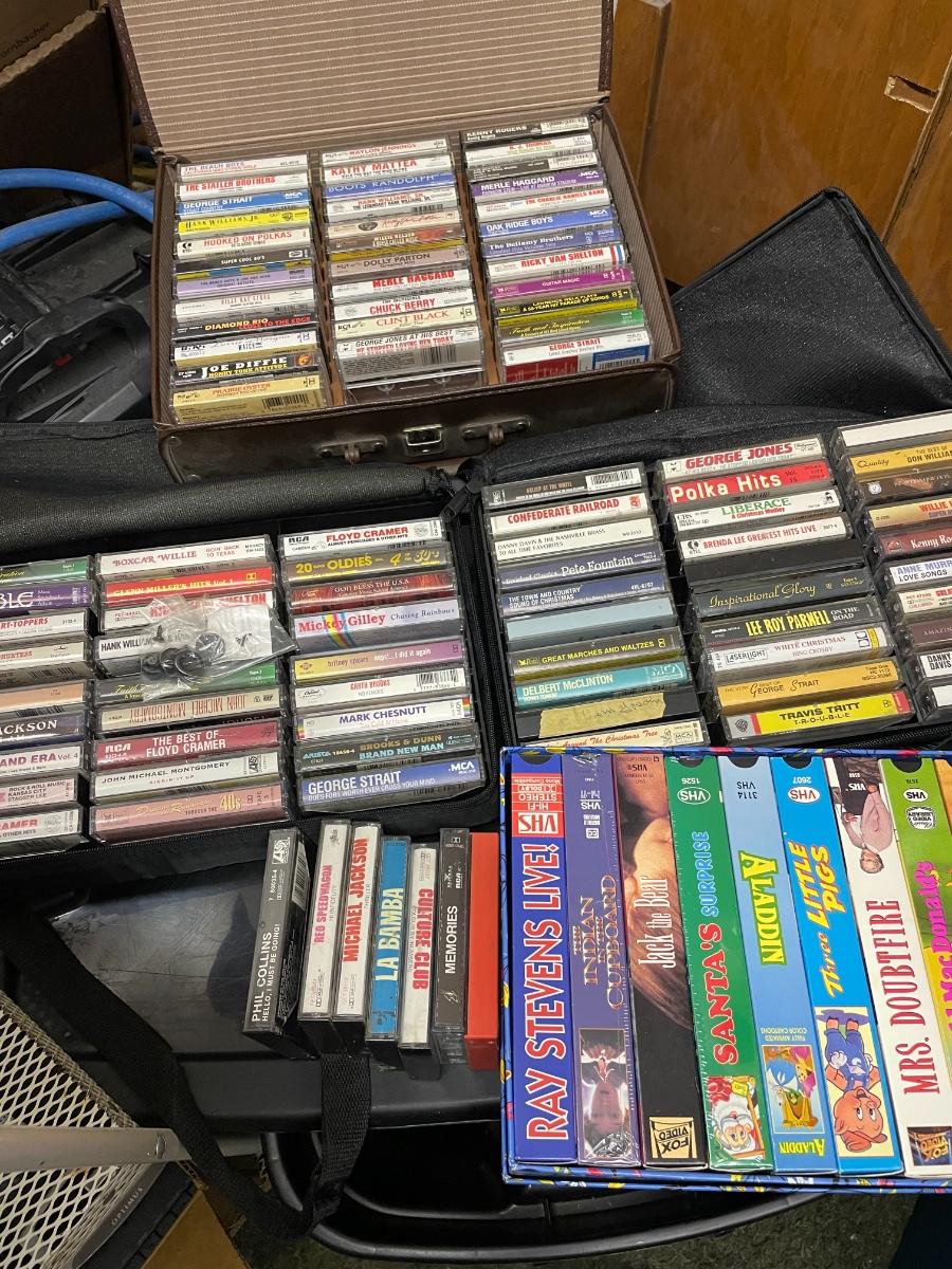 Cassette tapes | EstateSales.org
