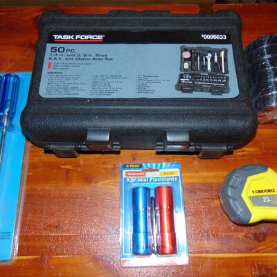 LOT 117 TASK FORCE TOOL SET & MORE | EstateSales.org
