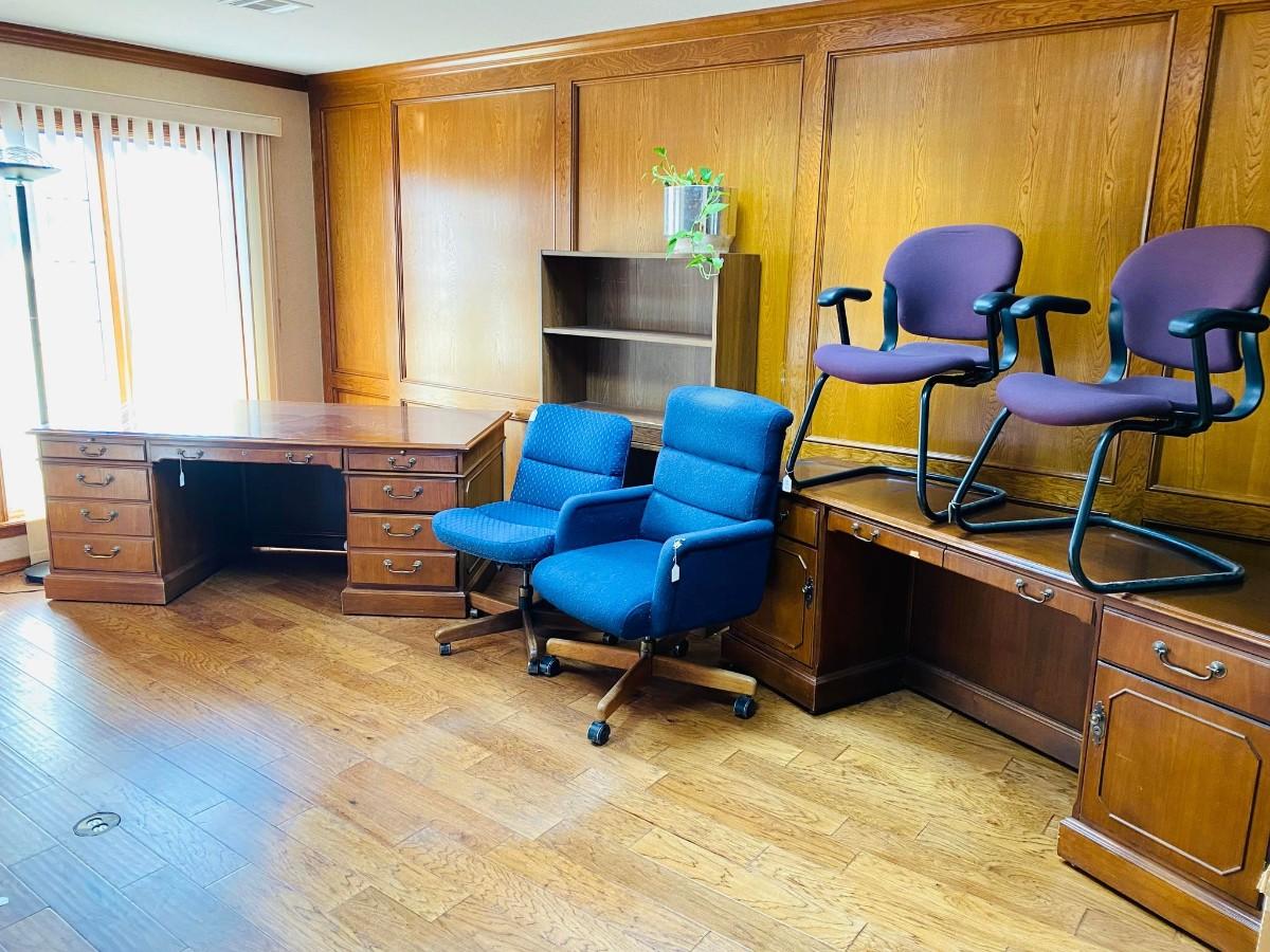 Lot 12: Office / Back Room Desks Selection | EstateSales.org