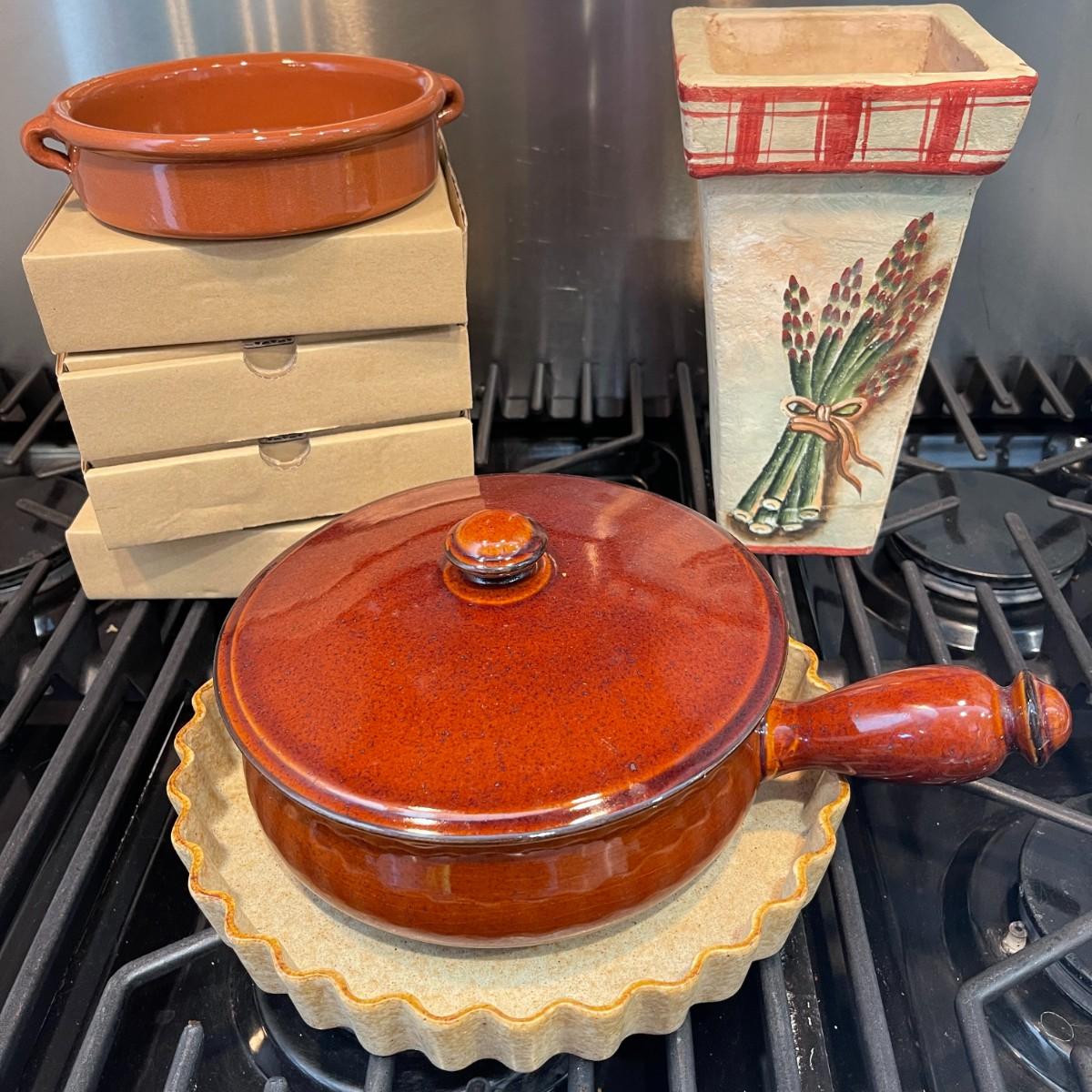 Lot 172 Group of Bakeware Stoneware & Terra Cotta | EstateSales.org