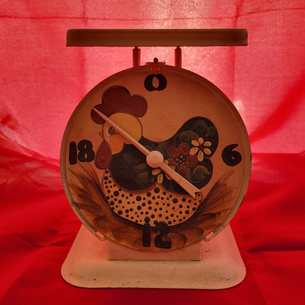 Antique Chicken Scale | EstateSales.org
