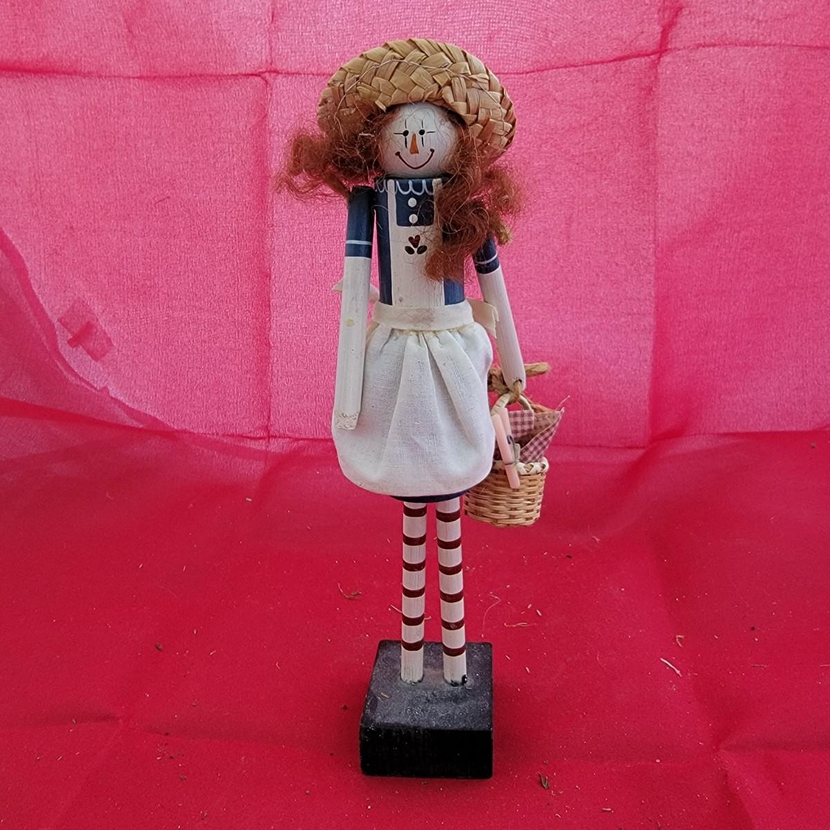 Wooden Raggedy Anne Figure | EstateSales.org