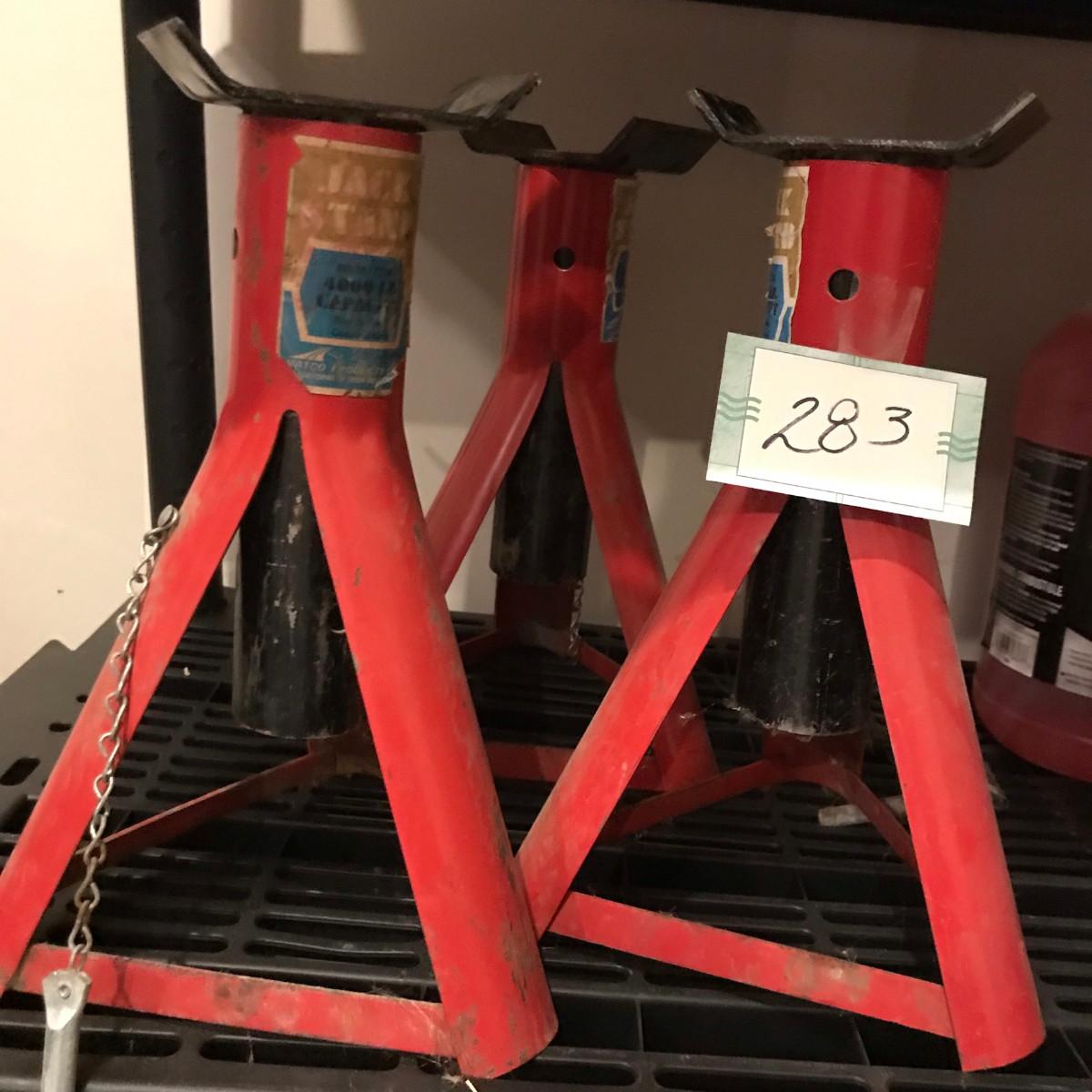 3 Jacks | EstateSales.org